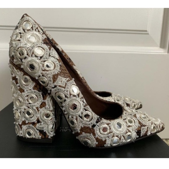 Tory Burch | Shoes | Tory Burch Brown Embroidered Francesca Tuscan Pump ...